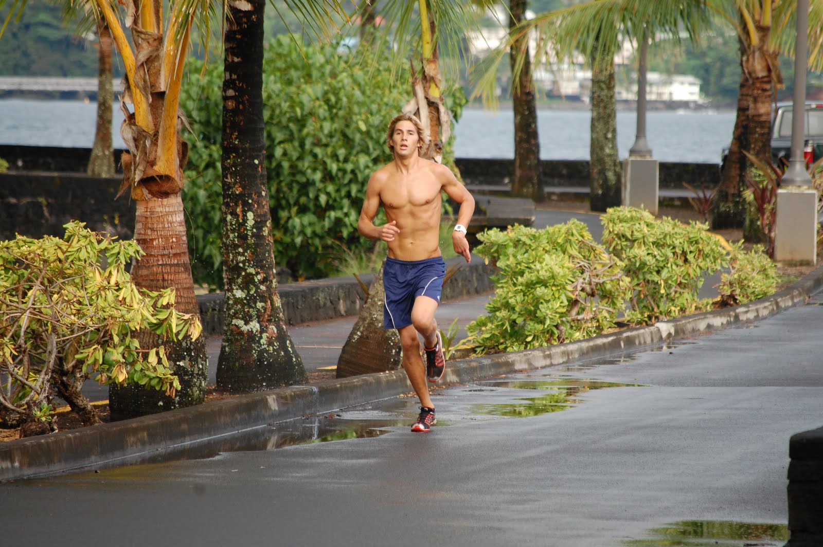 Running Big with the Big Island Running Co.: Big Dog's Sports Hall of ...