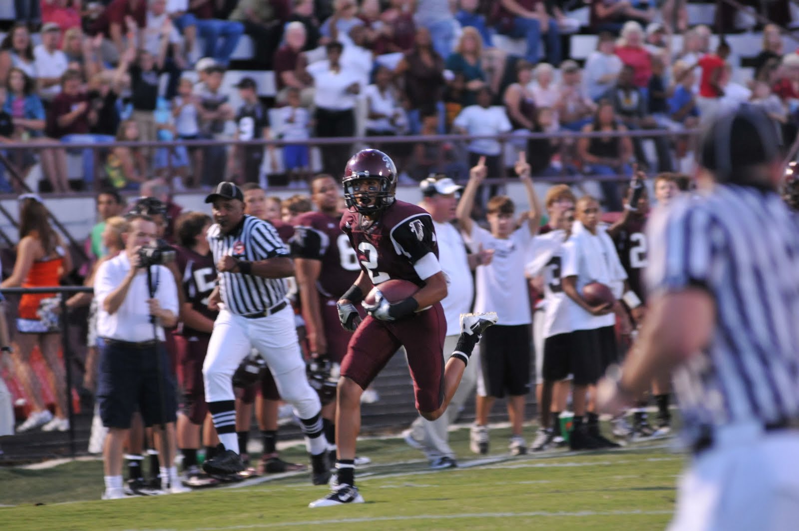 Fulton Falcon Maroon and White Report: Fulton Bests Pigeon Forge 22-7 ...