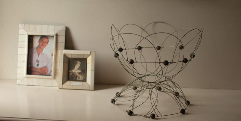 Through the French eye of design: Wire work
