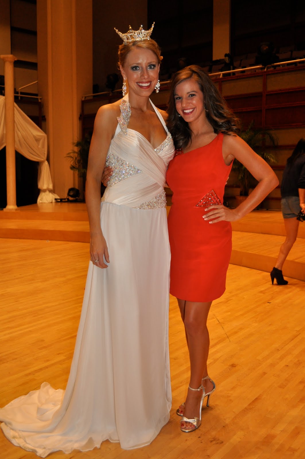 North Carolina Majestic Queen: Victoria VanDyke: Katherine Southard ...