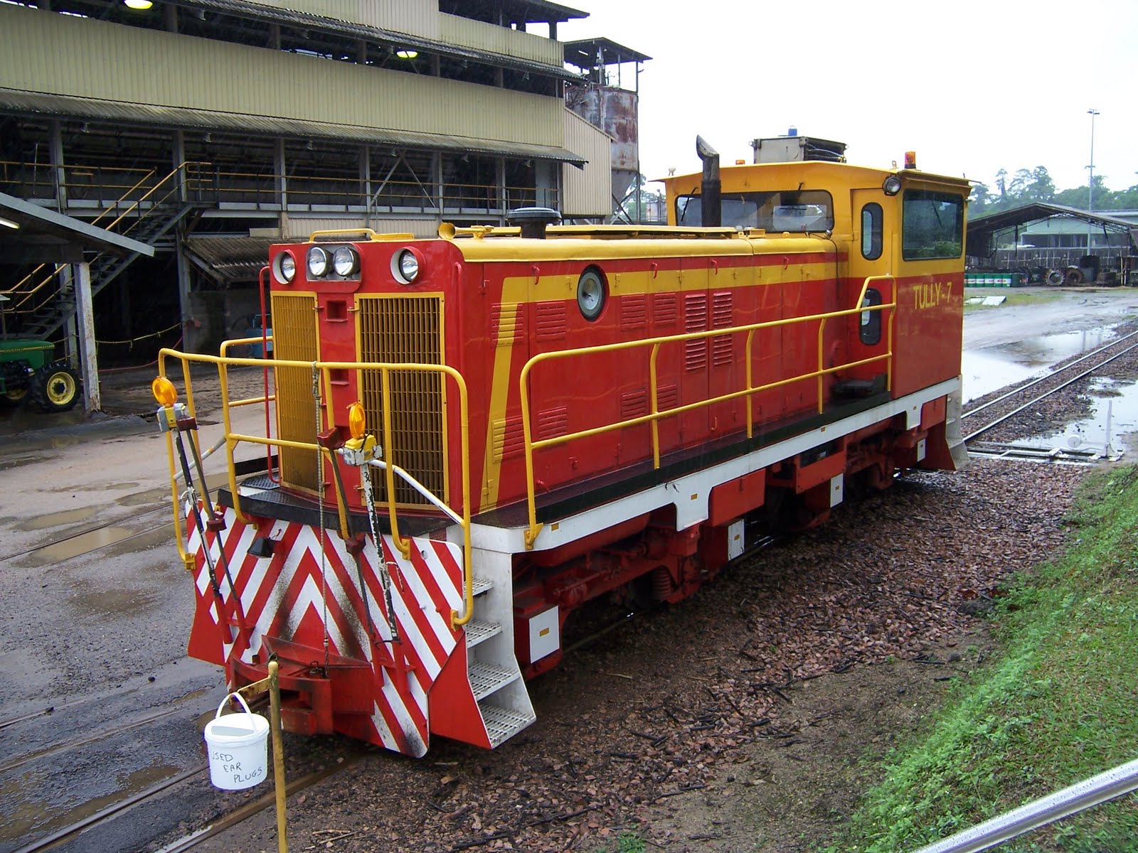 Trainrover: Saturday 26 June Tully and Mourilyan