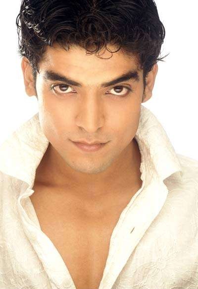 TV Actor Gurmeet Choudhary Maan Wallpapers - Latest Bollywood News ...