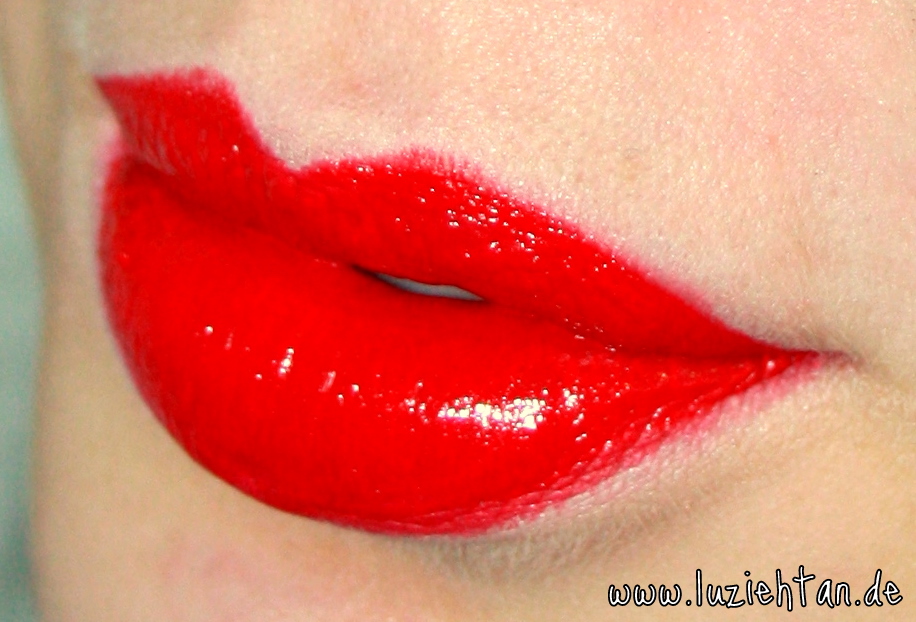 Lipsticked. ♥: Manhattan - 45D