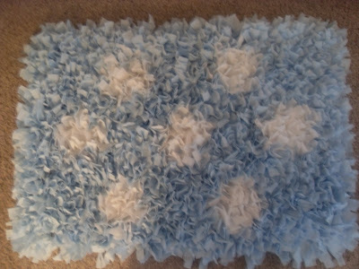 Sarah's Never-Ending Projects: Shaggy Raggy Rug #2