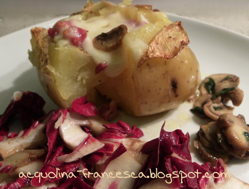 Acquolina: Jacket potatoes from London!