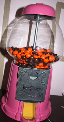 abby: Pink Gumball Machine!