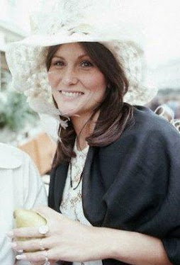 Linda Susan Boreman: Linda Photos