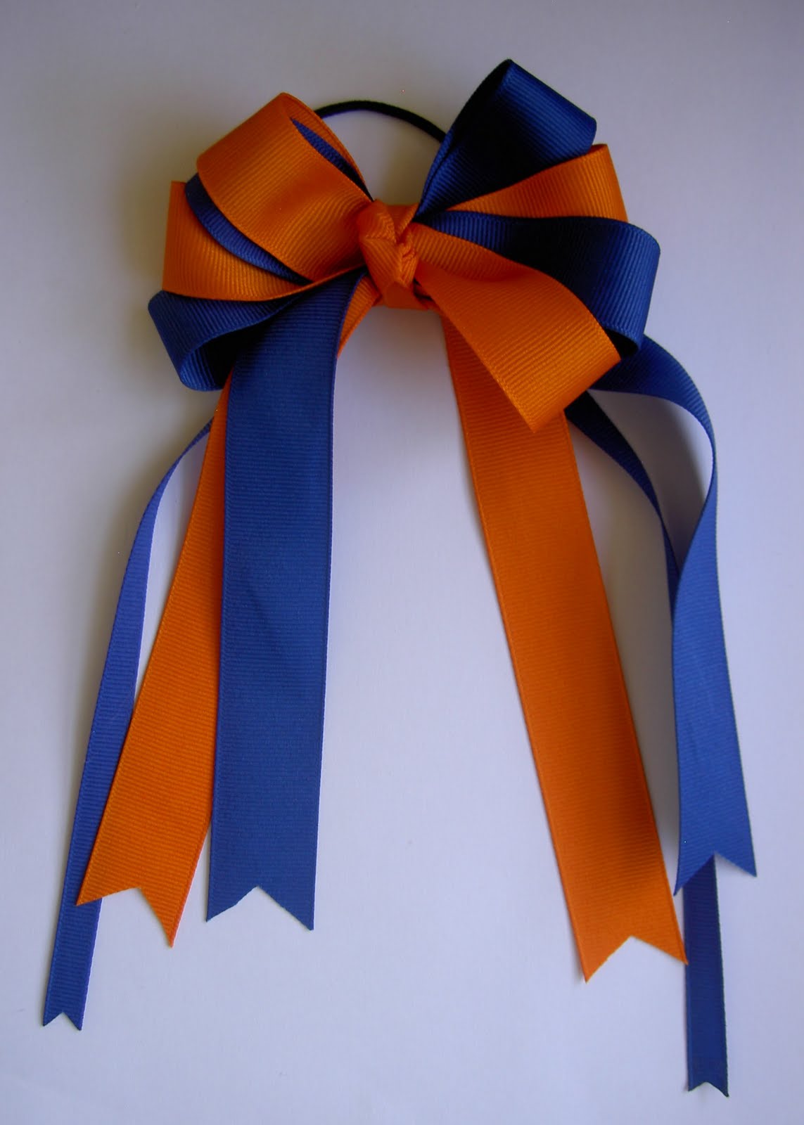 Little Daisy's Boutique: Cheer Bows!!