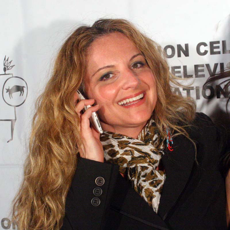 If You See Someone Without A Smile ...: November 12- 18, 2009 -- Red ...