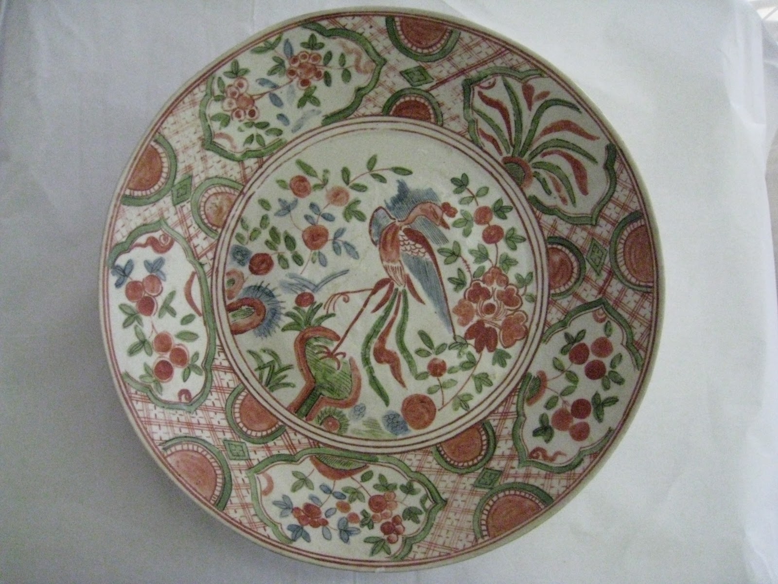 ARTEFACTS TO TREASURE: SWATOW WARE COLLECTION