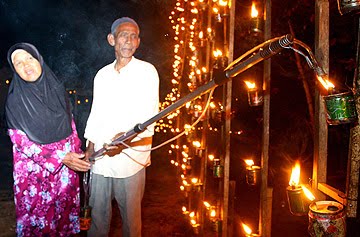 Terengganu Travel Guide: Pertandingan Pelita Raya Terengganu