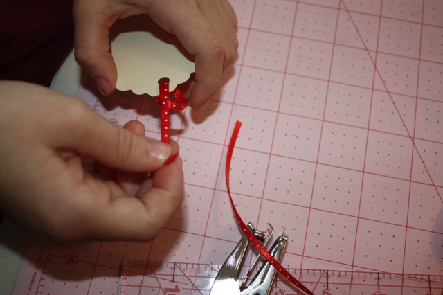 Three Sisterz: Holiday Gift Tag Tutorial