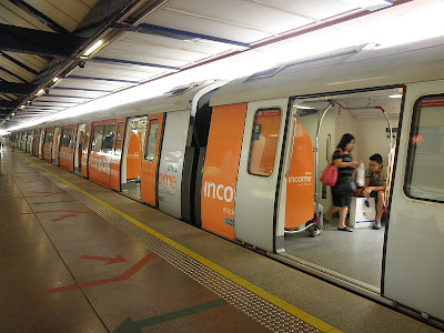 SBS transit and SMRT(MRT SYSTEM STARTED>>>7 NOVEMBER 1987): SMRT C151 ...