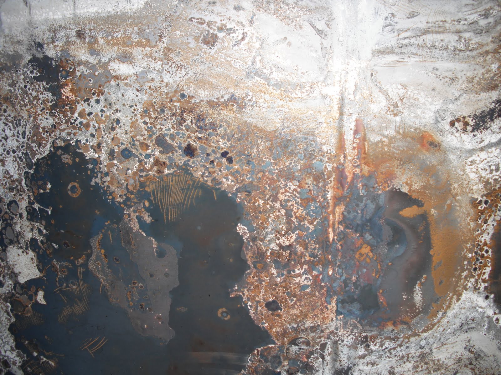 Burnt Metal Textures - Naomi Hoang