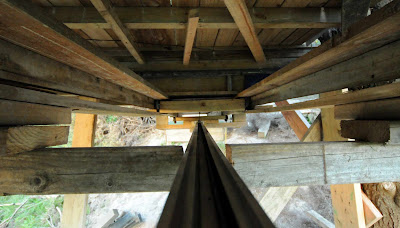 The Best Hut (Tree Bach), Tree House, New Zealand: hammock installed