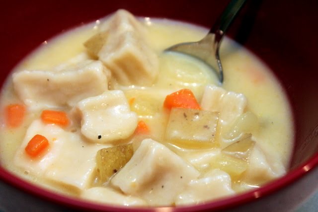 Angel in the Kitchen: Knoephla Soup