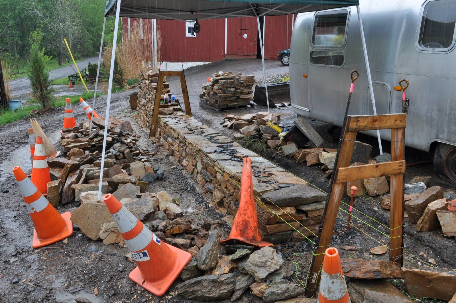 ROCKIN WALLS: Responsible Walling-Site Safety