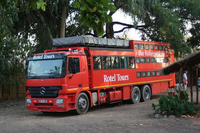 Fun Safari: Rotel Tours Bus