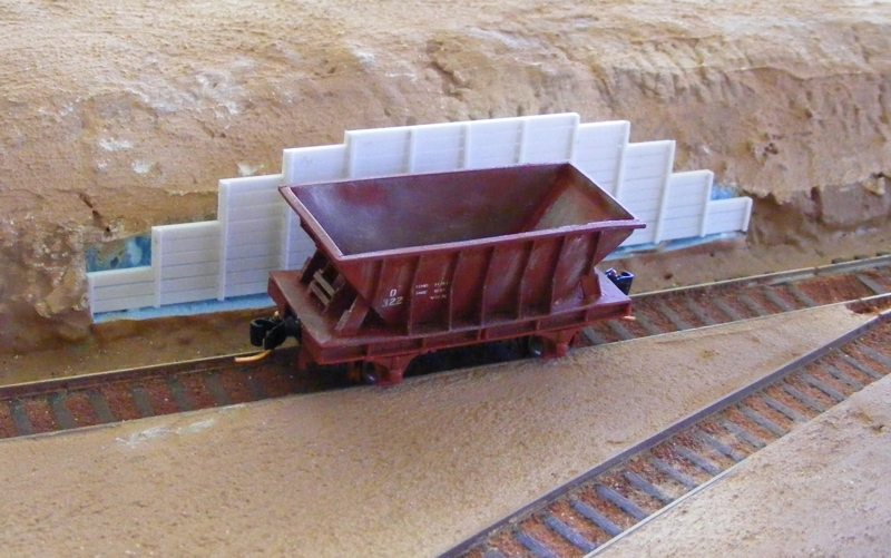 Australian N Scale: Loading Docks