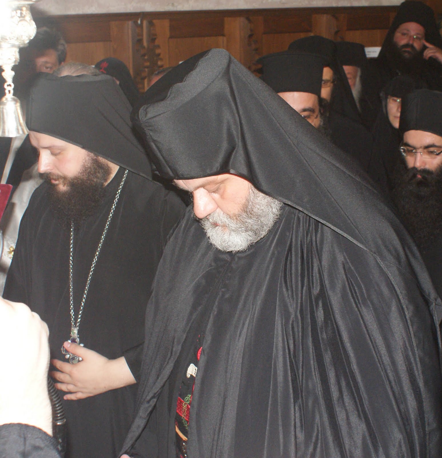 Αναστάσιος: ΚΟΥΡΑ ΜΟΝΑΧΟΥ ΣΤΗΝ ΙΕΡΑ ΜΟΝΗ ΑΓΙΩΝ ΠΑΝΤΩΝ ΤΡΙΤΑΙΑΣ