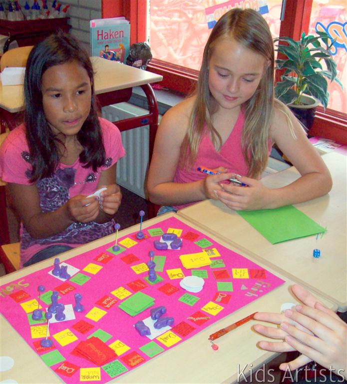 Kids Artists: Design your own board game