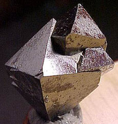 CLUSTER - divulgación científica: La Magnetita