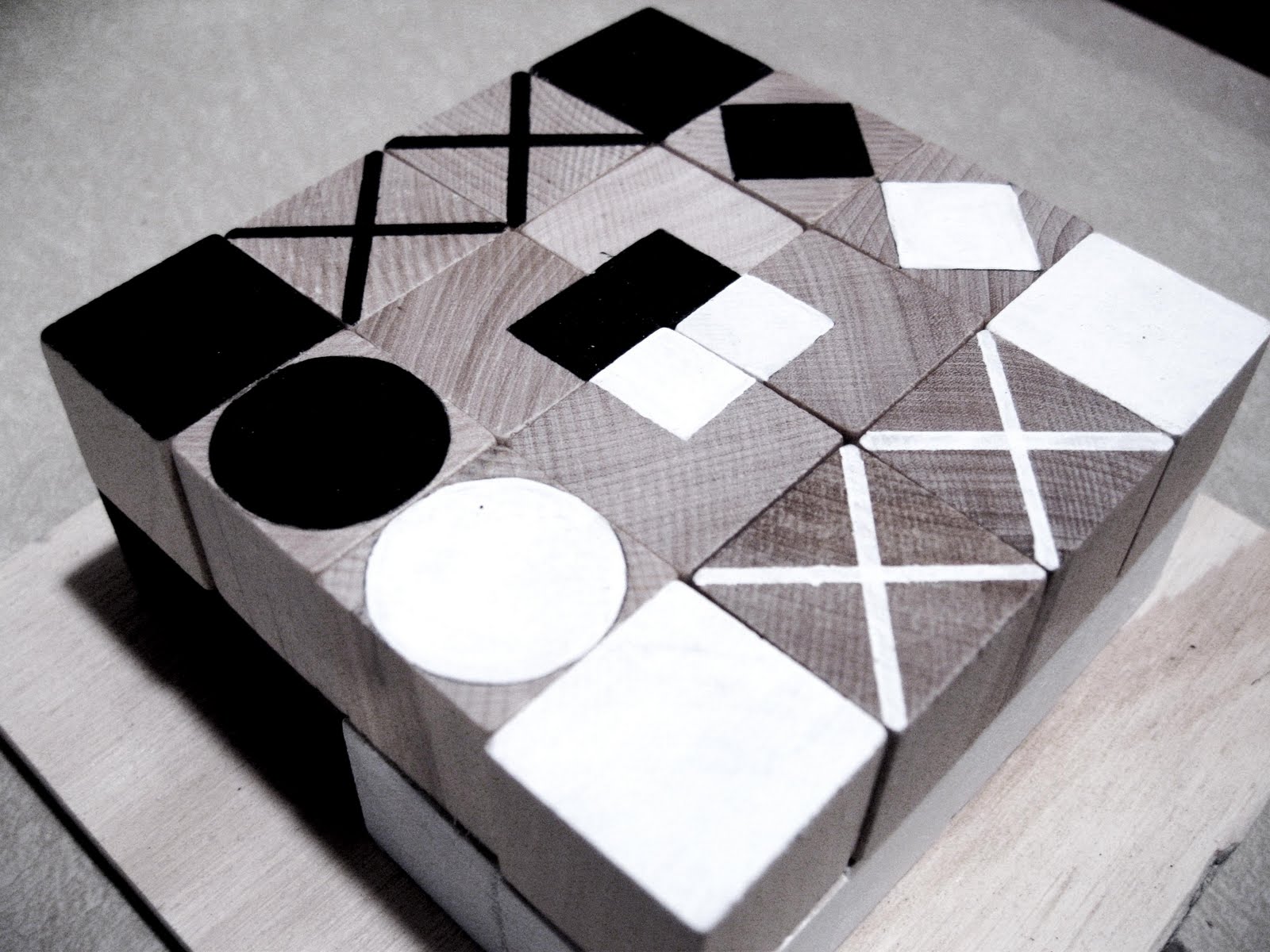 THE REST IS PROGRESS: BAUHAUS CHESS SET