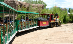 Wanderin Bill: Thunderbird Express, Albuquerque Zoo