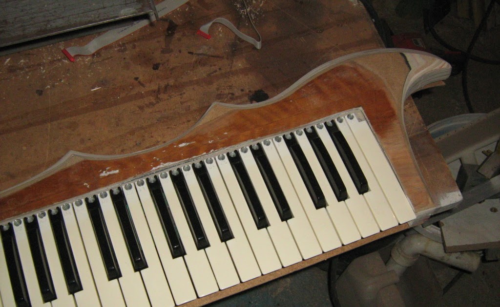 MATRIXSYNTH: Custom keytar