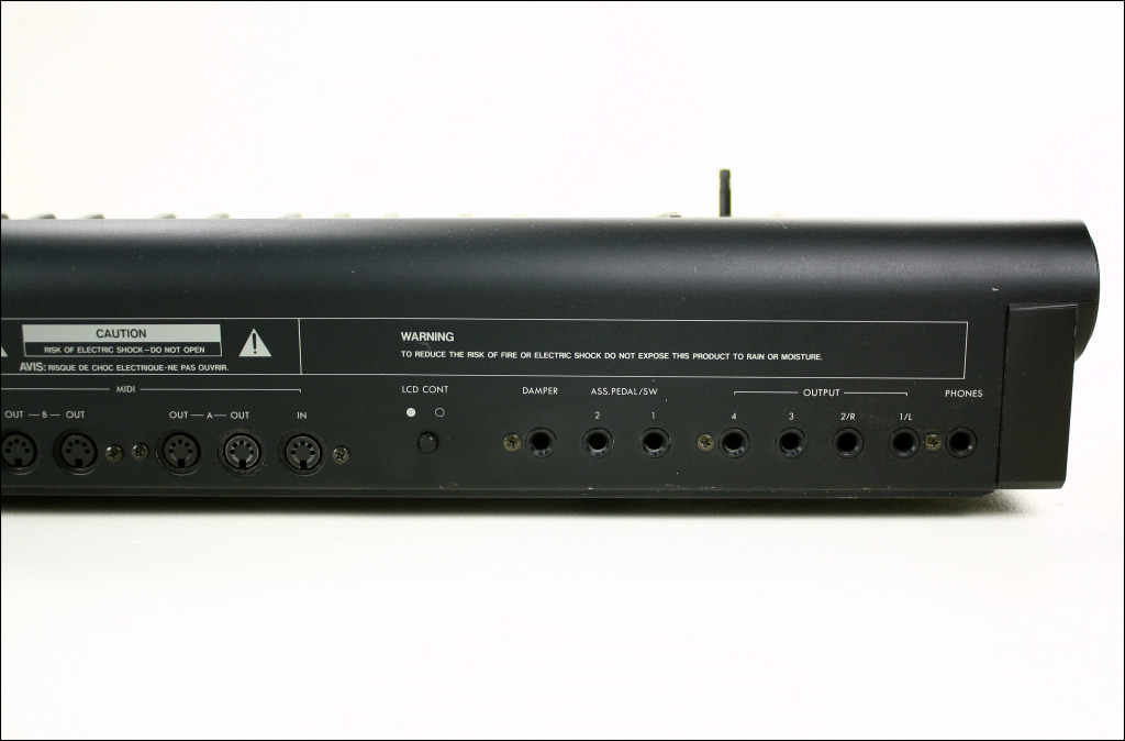 MATRIXSYNTH-B: Korg T3 61 Key Synthesizer Workstation