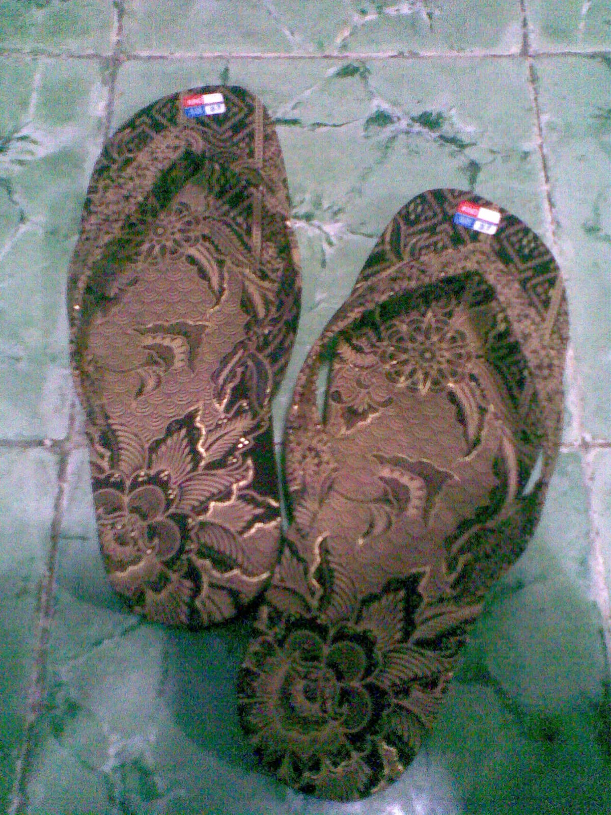 SANDAL BATIK | Kerajinan Batik
