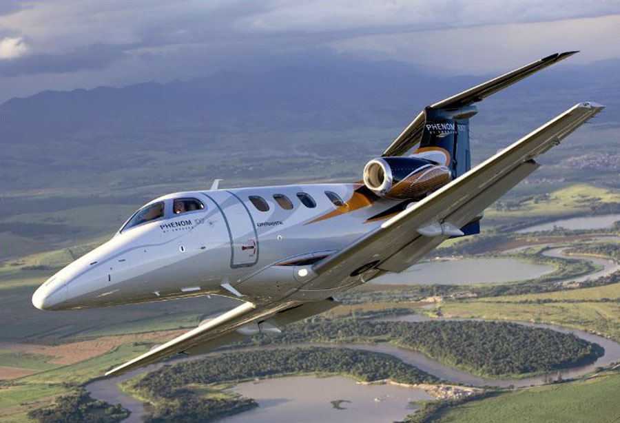 nhungdoicanh: Embraer Phenom 100