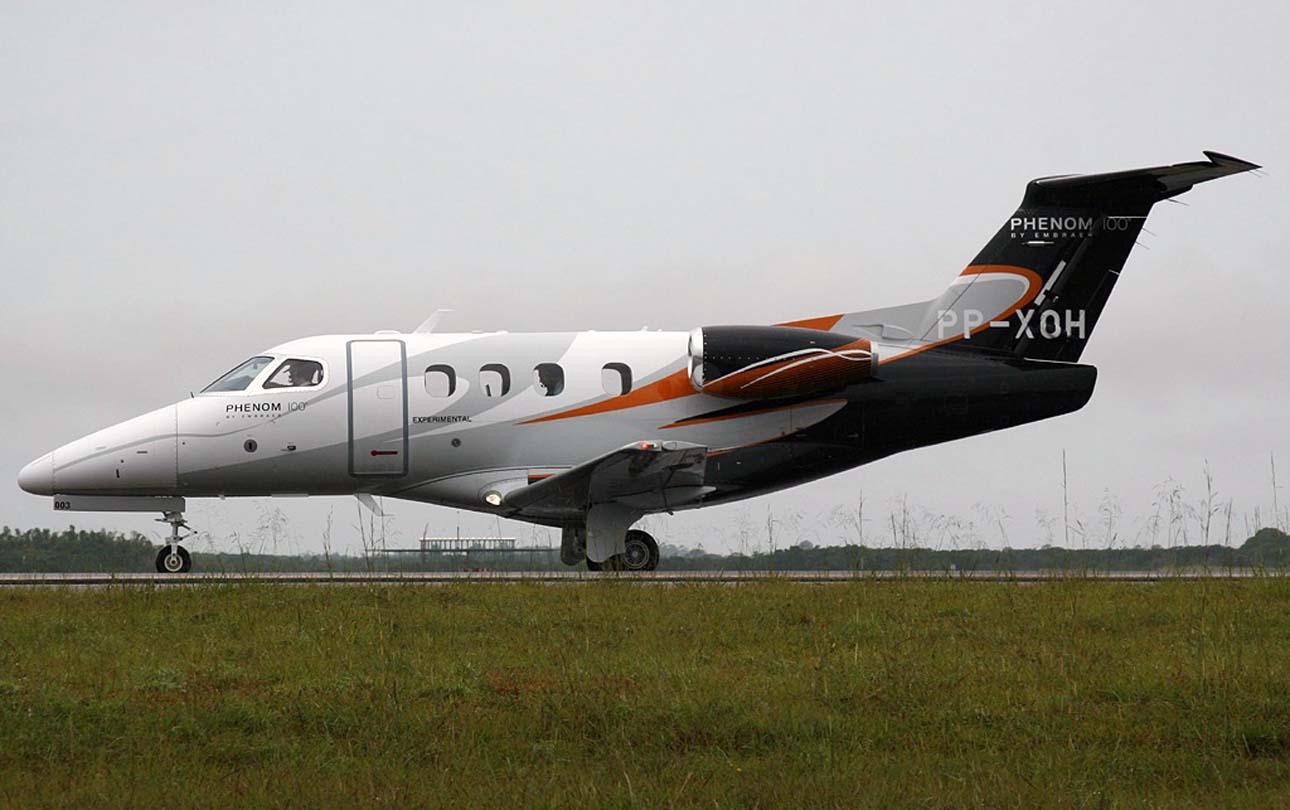 nhungdoicanh: Embraer Phenom 100