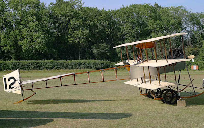 nhungdoicanh II: Roe Triplane (Avro Triplane)