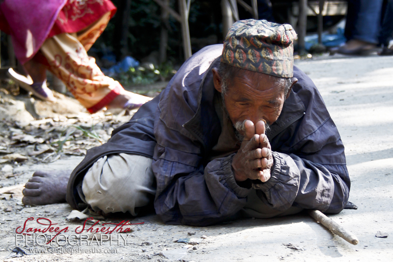 Sandeep's Photography: Old man begging for survival