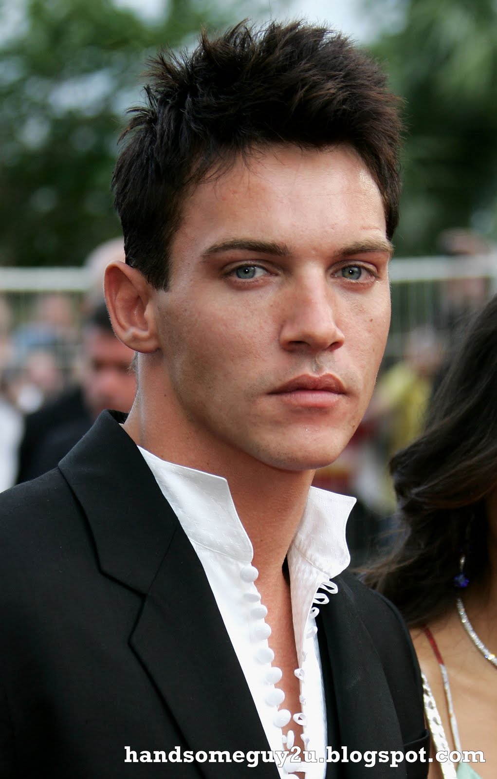 Jonathan Rhys Meyers ~ Handsome Guy 2 You (Photos and WallPaper)