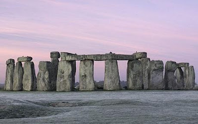 Nationaal Nieuws: Mini Stonehenge ontdekt door archeologen