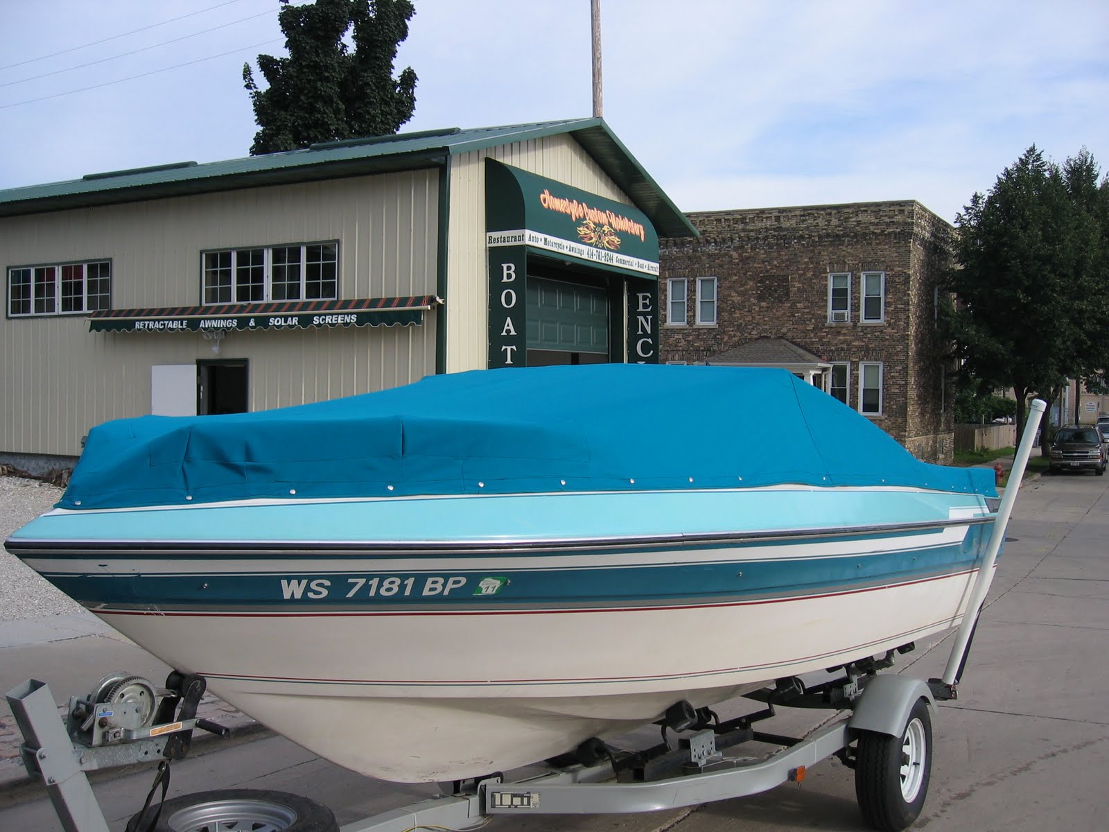 Homestyle Custom Upholstery and Awning: Custom Blue Boat Top
