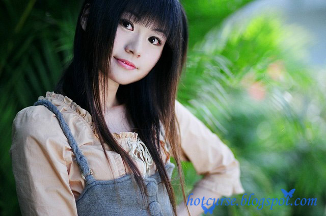 HotCurse辣の咒語: Wretch girl無名美女（3）—— 小翼Wing