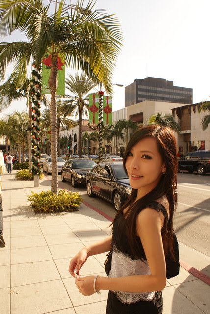 HotCurse辣の咒語: Wretch girl無名美女（18）—— 「台大13妹」之「工工花」