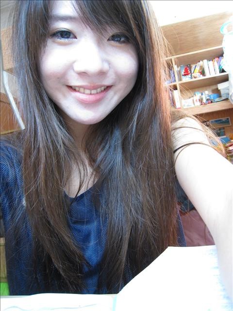 HotCurse辣の咒語: Wretch girl無名美女（10）—— 「台大13妹」之「中文伶」