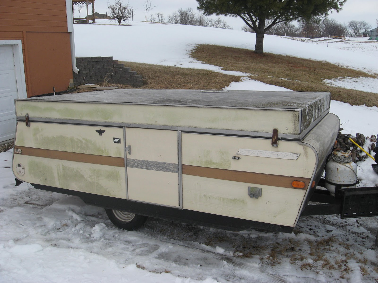 Four Darling Daughters: Project 1: Tear Drop Trailer