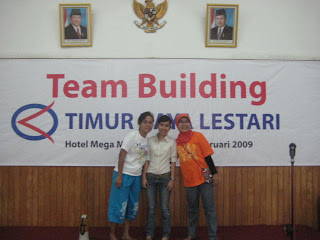 tiarabrodhot: Team Building PT.Timur Raya Lestari