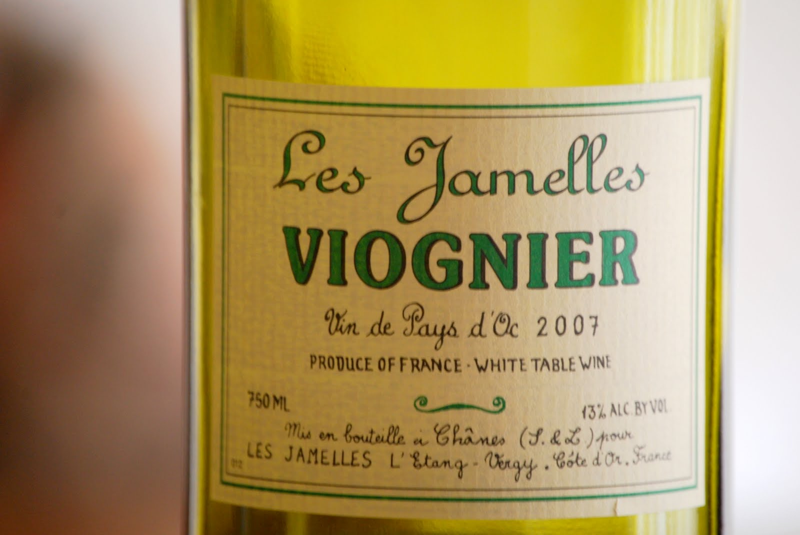 White Wines of the Week: Featuring the 2007 Les Jamelles Viognier