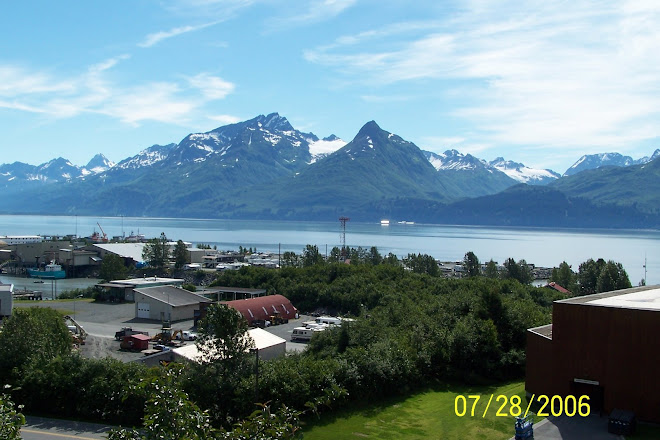 One Big Happy Family: Minto, AK