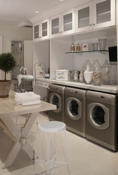 Cheeky Chic: Laundry Lust...