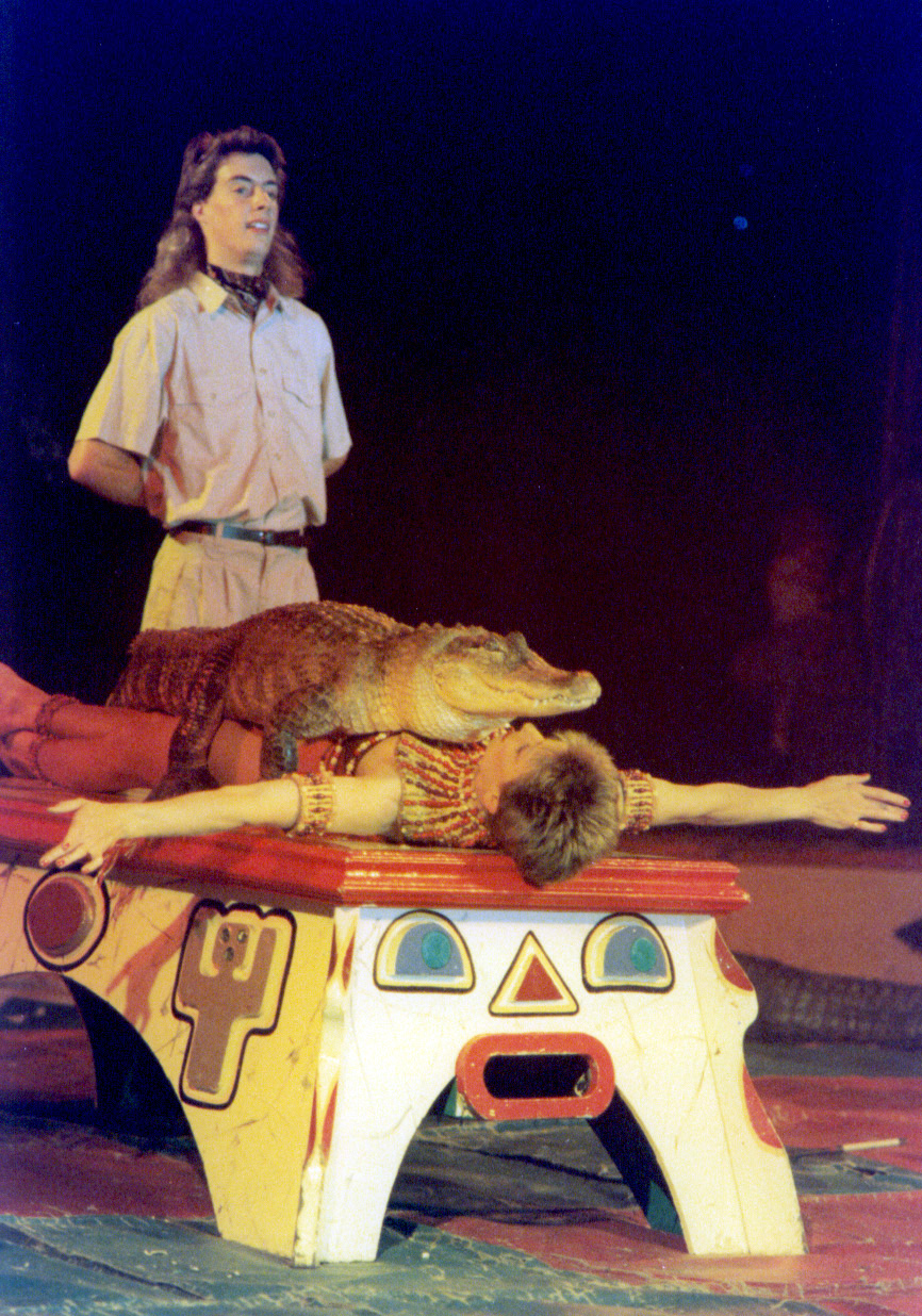 A friend of the Circus: Jana with the Clubb Chipperfield alligators and ...
