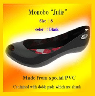 monobo shoes: Black monobo shoes