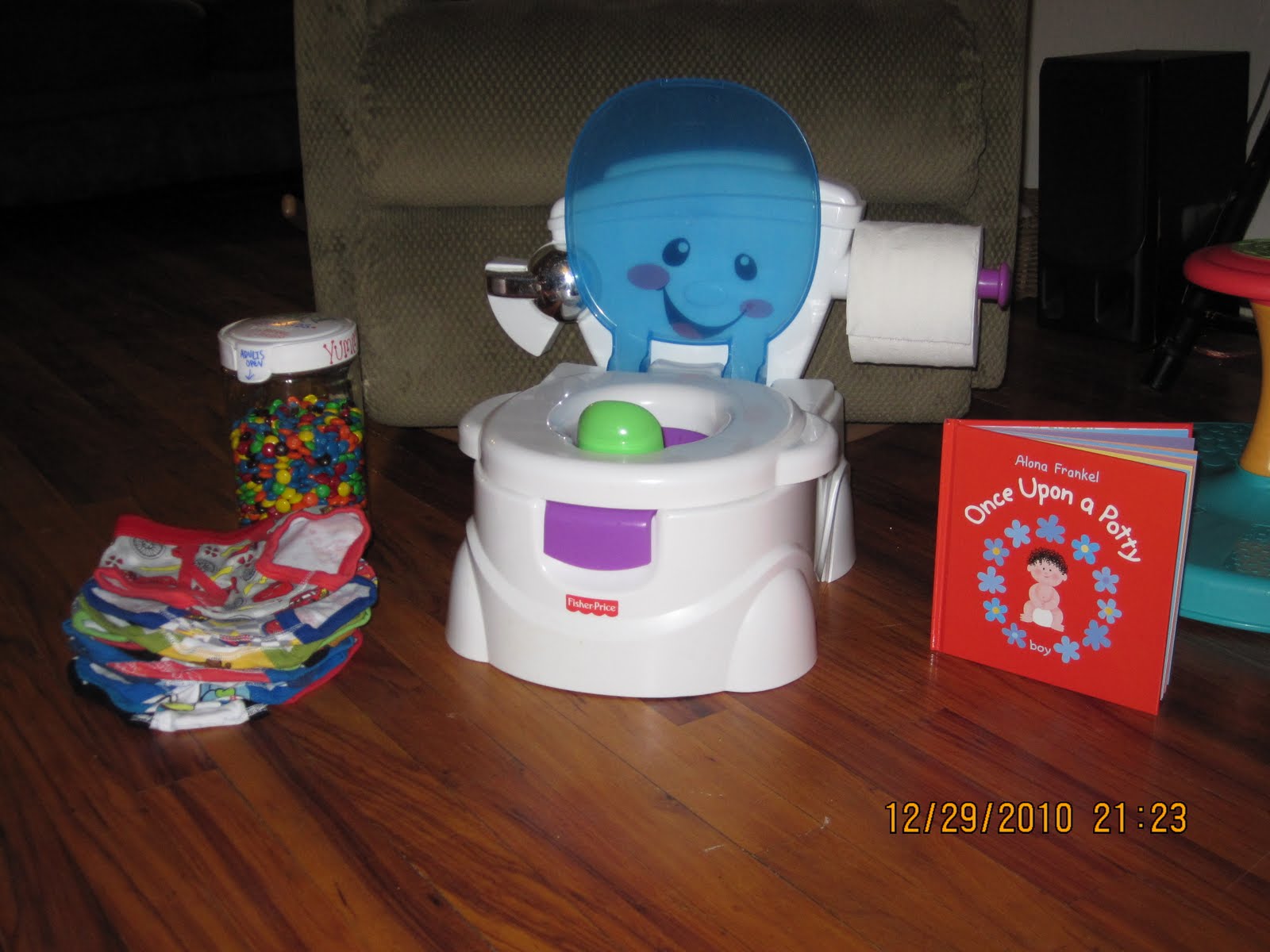 Life with the Jobes: Potty Training Success.....