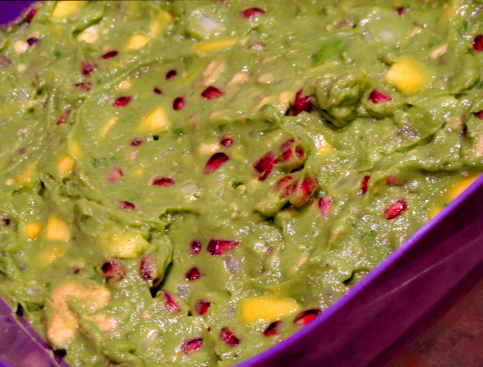 Simple. Healthy. Tasty: Pom-Mango Salsa